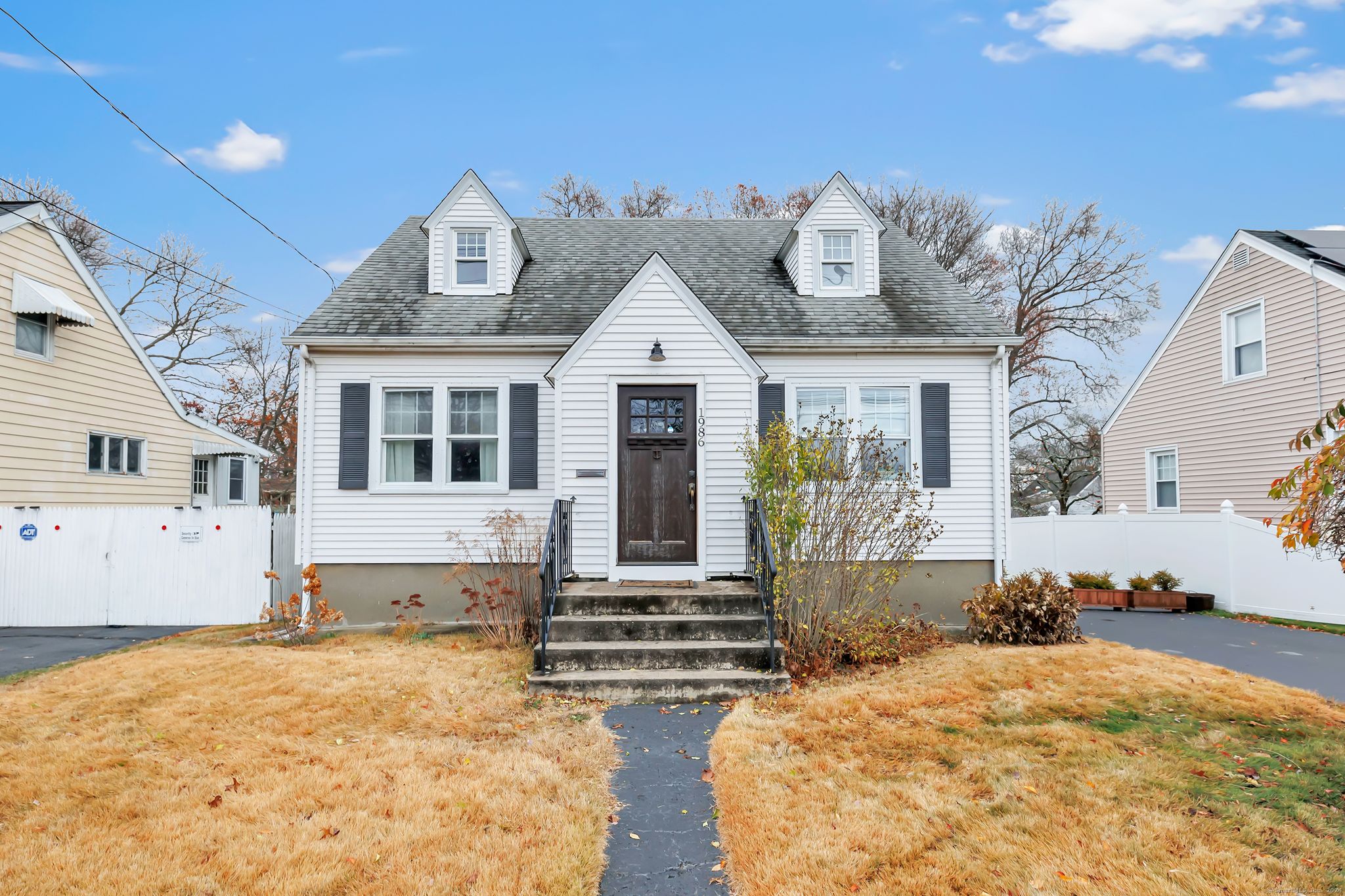 1986 Broadbridge Avenue, Stratford, CT 06614 - See Est. Value, Schools ...