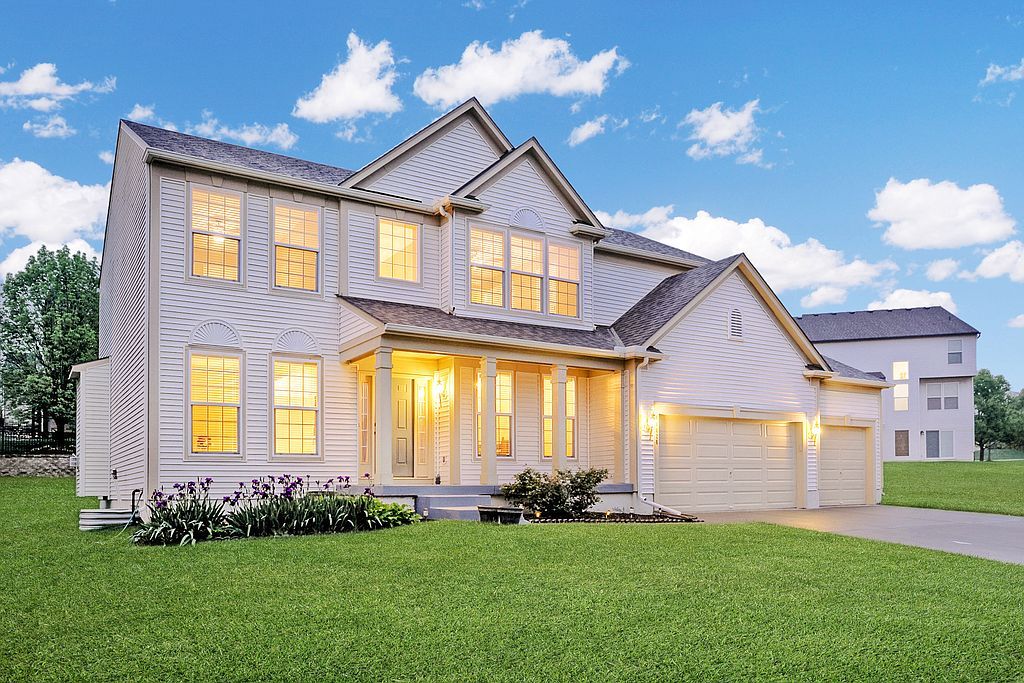 11426 S Chouteau St, Olathe, KS 66061 - See Est. Value, Schools & More