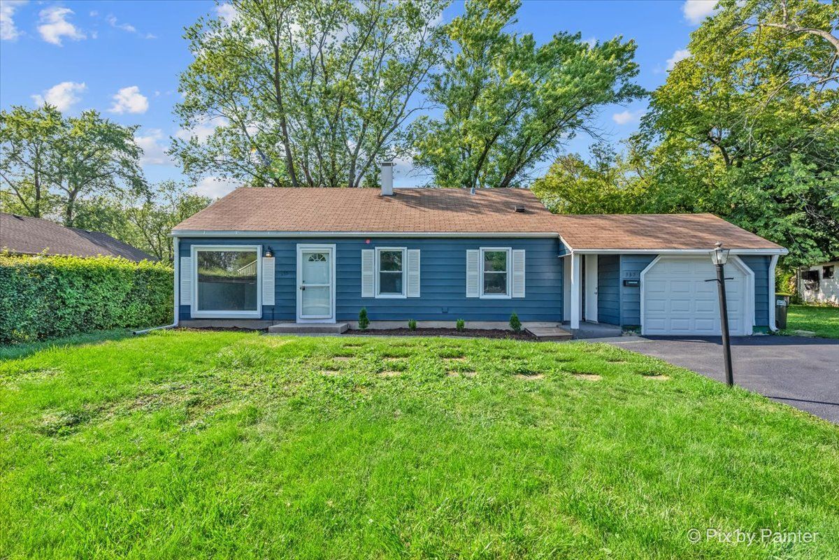 335 Cherry Ct, Glenview, IL 60025 - See Est. Value, Schools & More