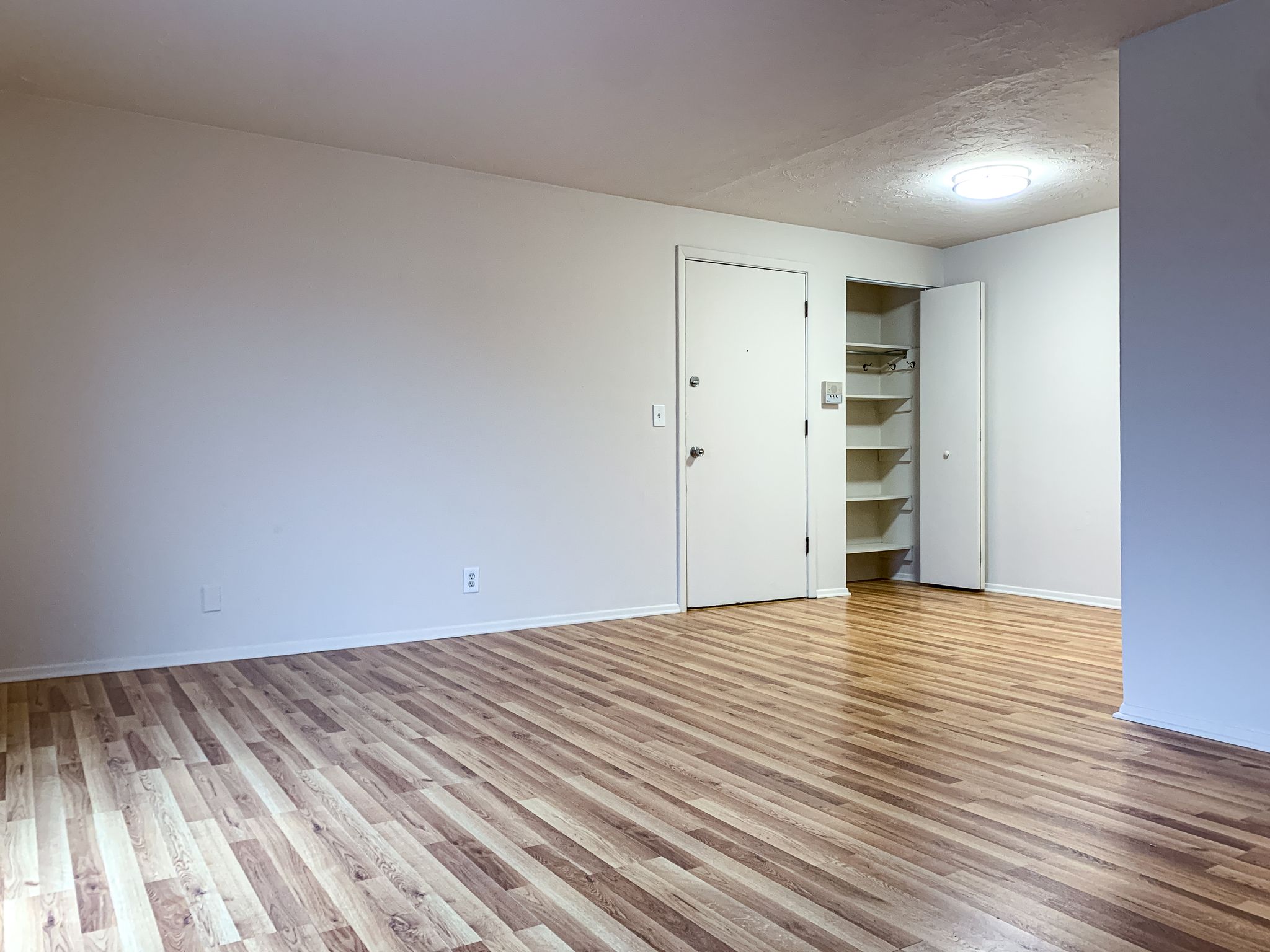 1800-1802 1804 Cooper Foster #R, Lorain, OH 44053 - See Est. Value ...