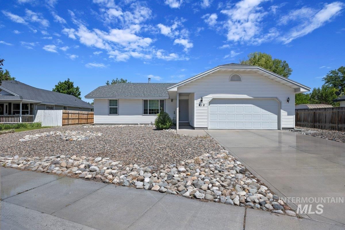 812 Greentree Way, Twin Falls, ID 83301 - See Est. Value, Schools & More