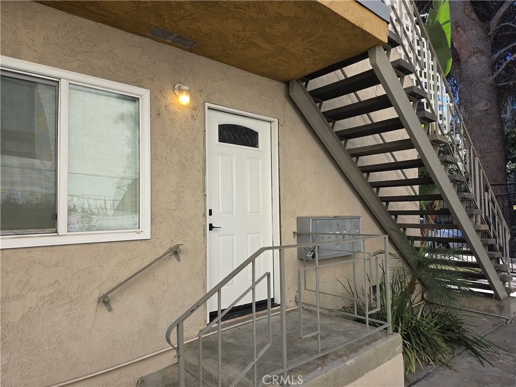4436 Ventura Canyon Ave #1, Sherman Oaks, CA 91423 | MLS# SR26019784 ...