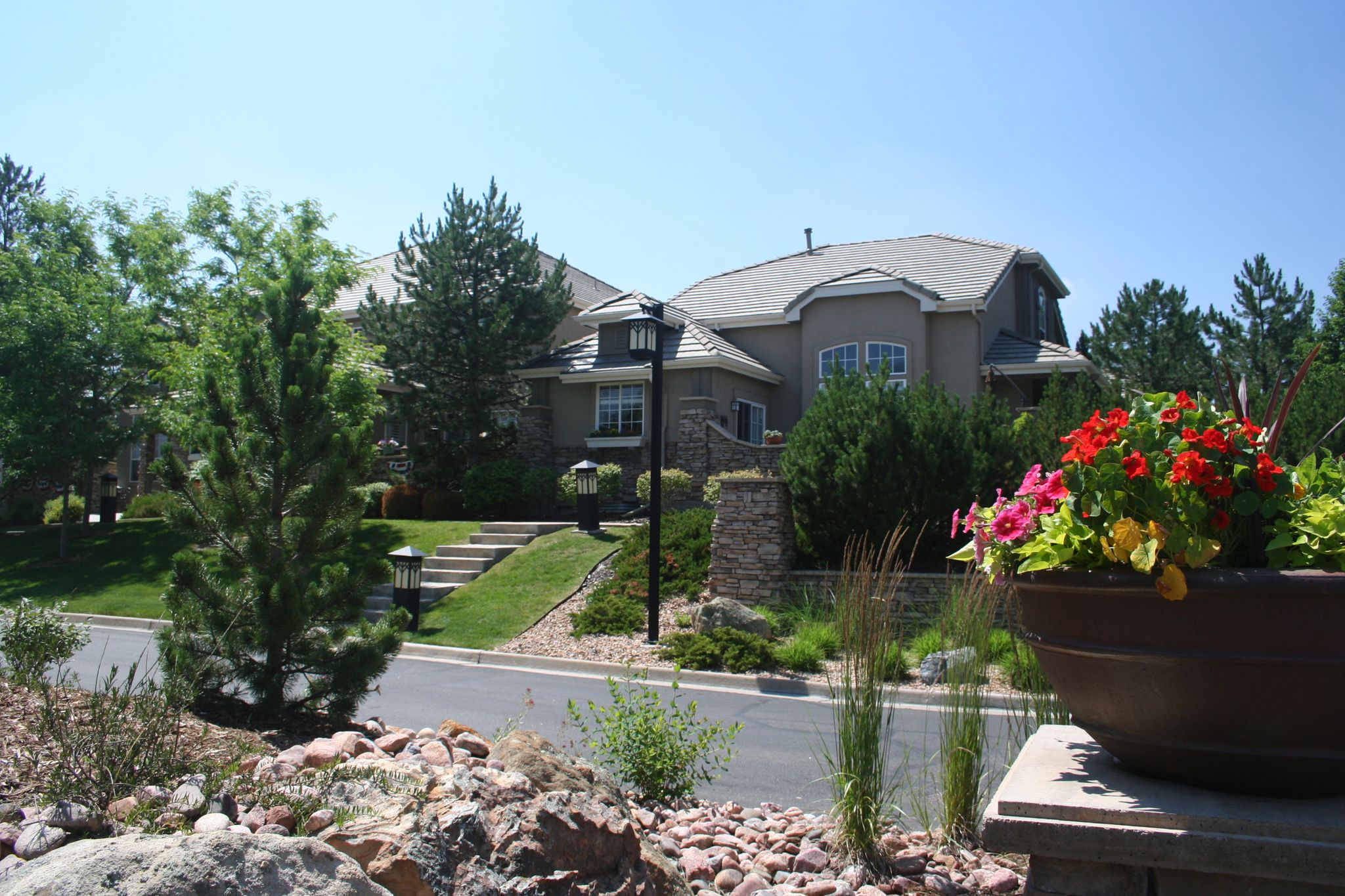 8974 Old Tom Morris Cir, Highlands Ranch, CO 80129 - See Est. Value ...