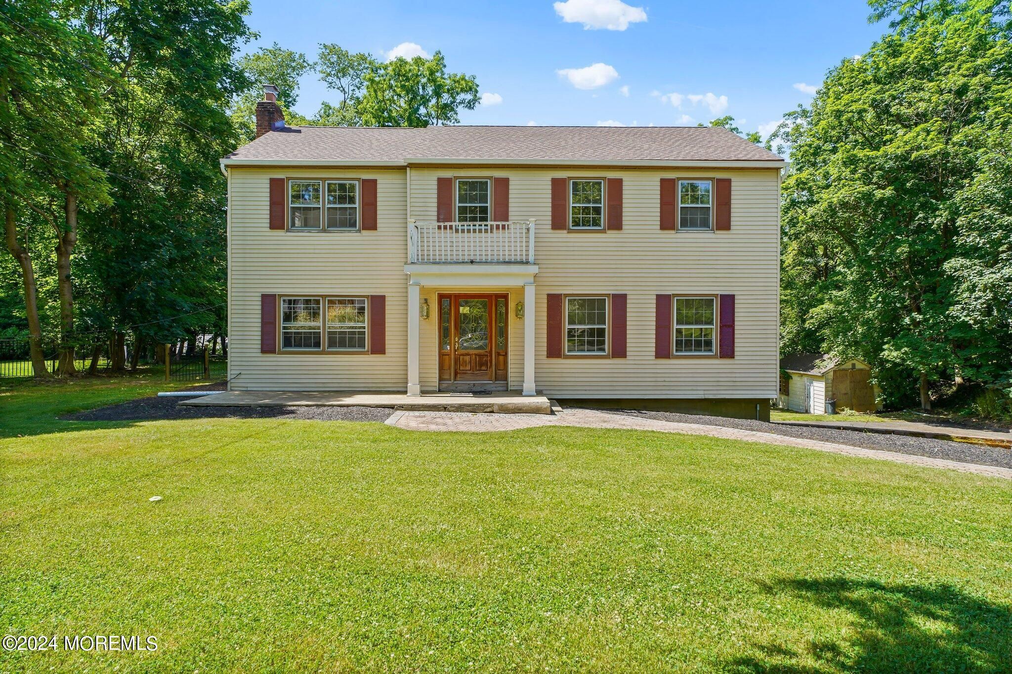 21 Winding Brook Way, Holmdel, NJ 07733 - See Est. Value, Schools & More
