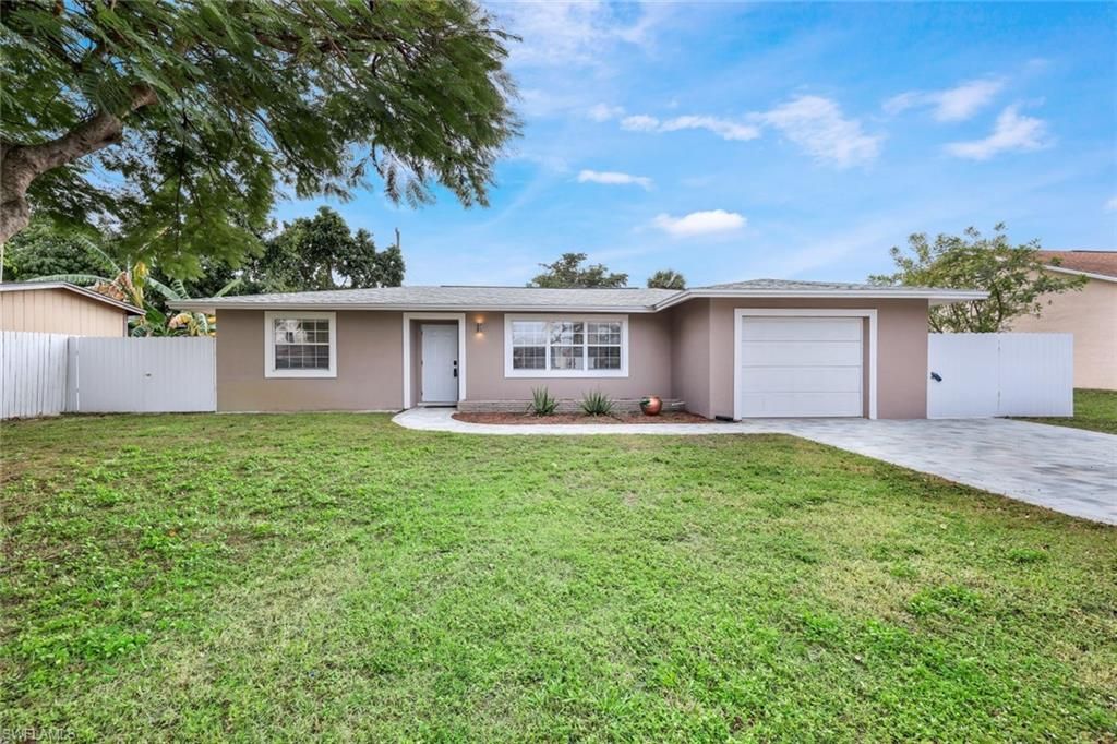 4830 Cortez CIR, Naples, FL 34112 - See Est. Value, Schools & More