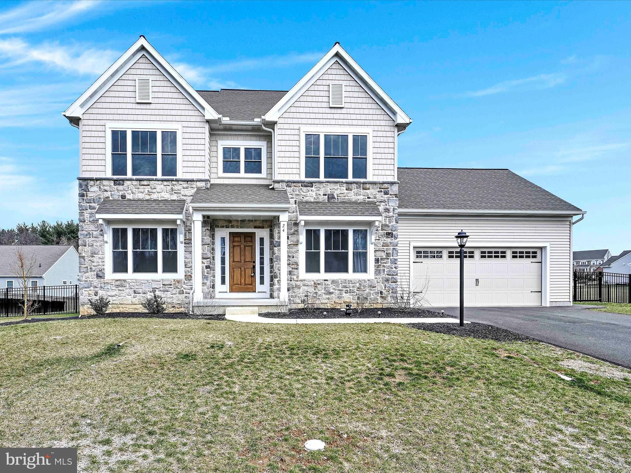 24 Strathford Dr, Lebanon, PA 17042 - See Est. Value, Schools & More