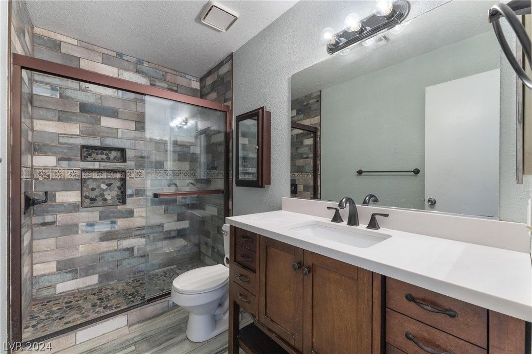 1305 Cinder Rock Dr #201, Las Vegas, NV 89128 - See Est. Value, Schools ...