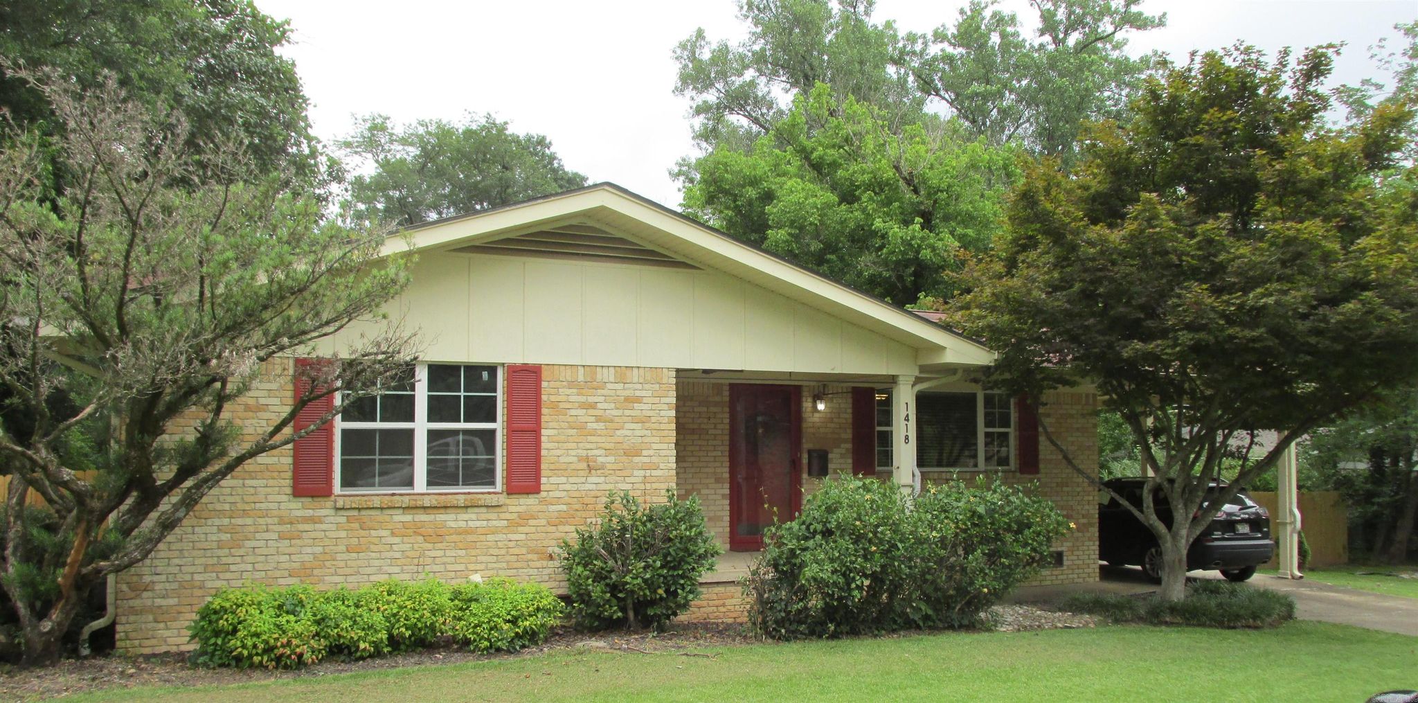 1418 Welch St, Arkadelphia, AR 71923 - See Est. Value, Schools & More