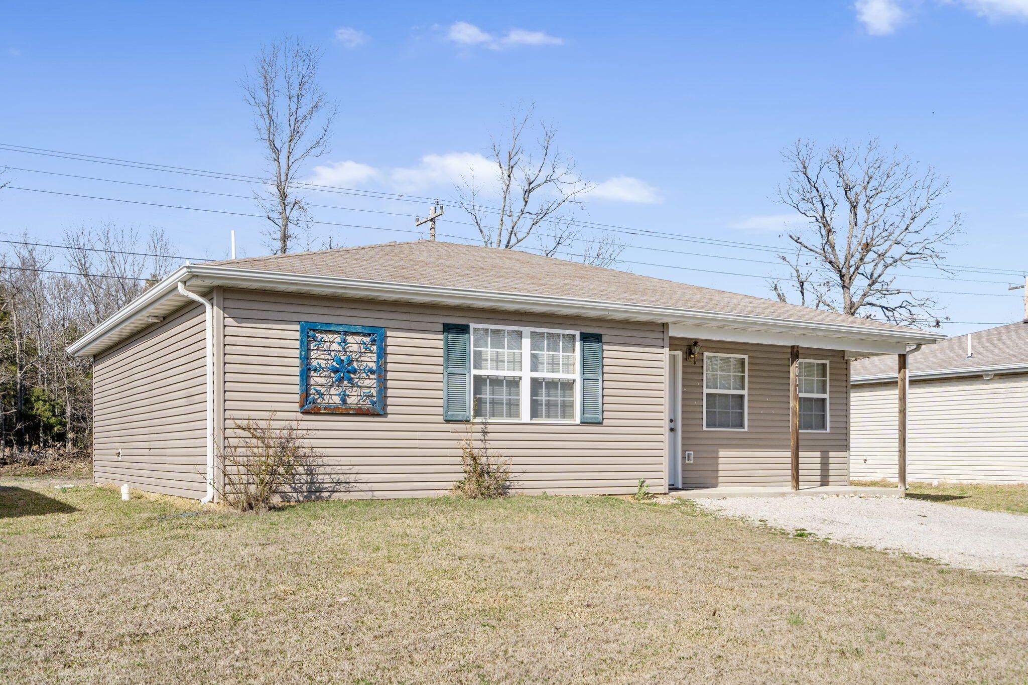 2011 Campground Road, Merriam Woods Village, MO 65740 - See Est. Value ...