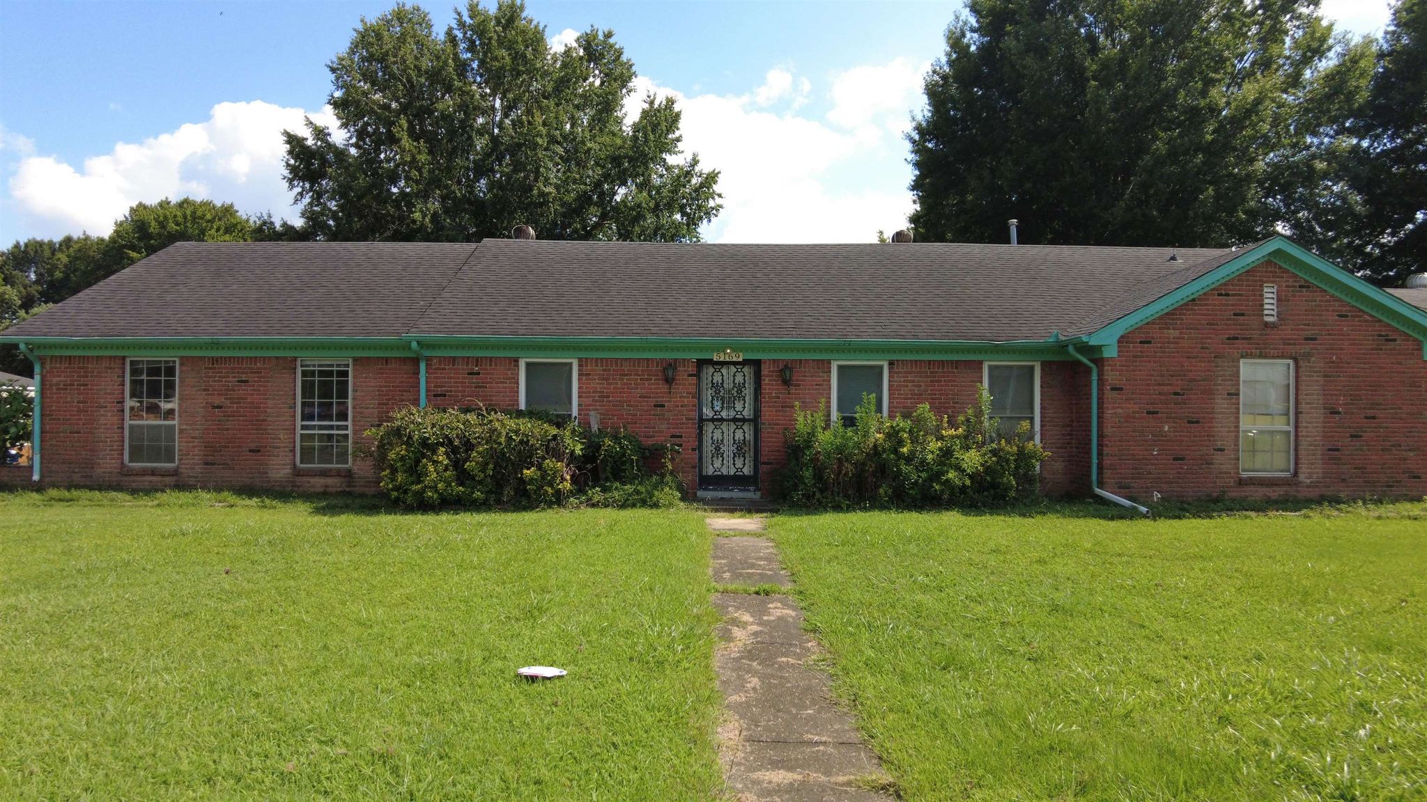 5169 Wooddale Ave, Memphis, TN 38118 - See Est. Value, Schools & More