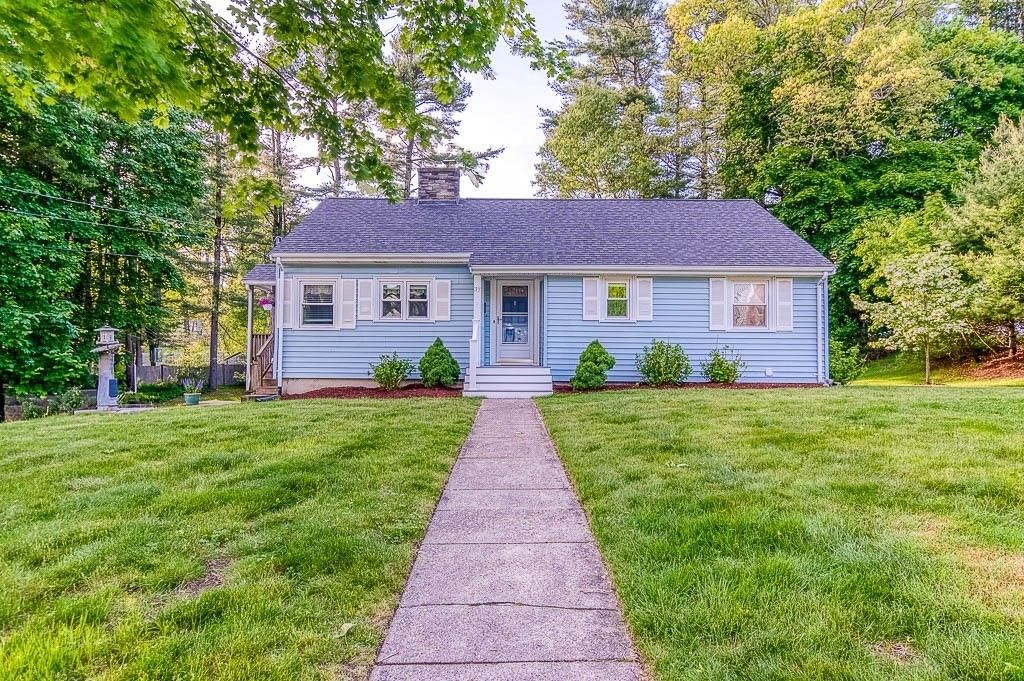 37 Morningside Dr, Walpole, MA 02081 - See Est. Value, Schools & More