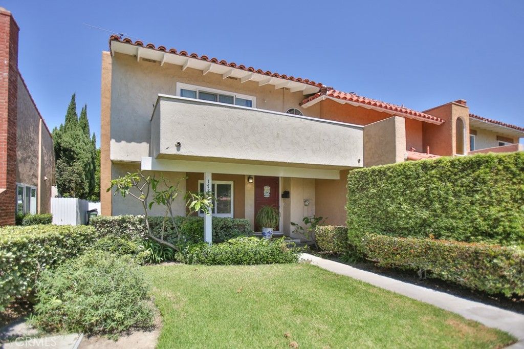 17827 La Rosa Ln, Fountain Valley, CA 92708 - See Est. Value, Schools ...