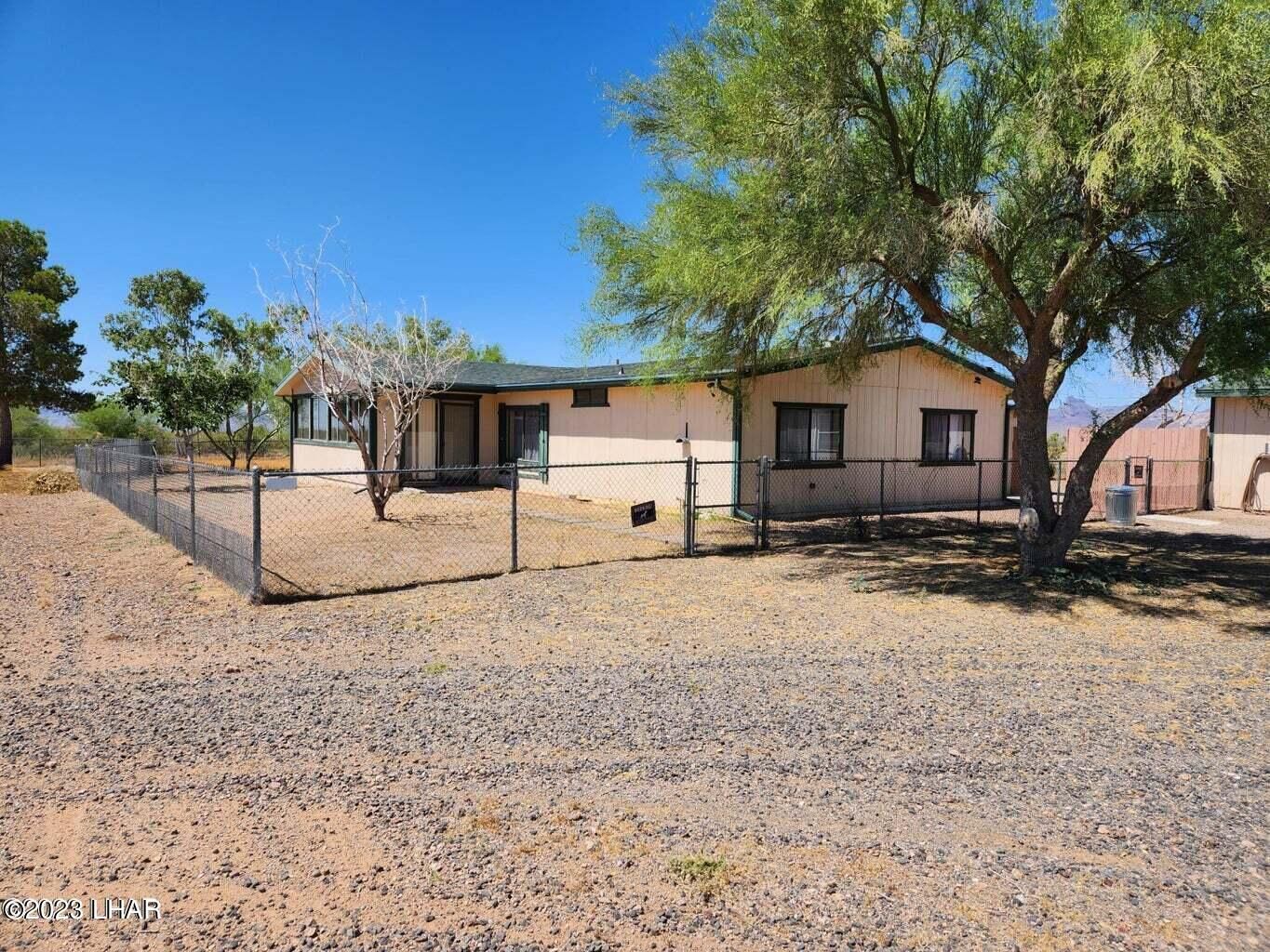 4620 W Quartzite Dr, Golden Valley, AZ 86413 - See Est. Value, Schools ...