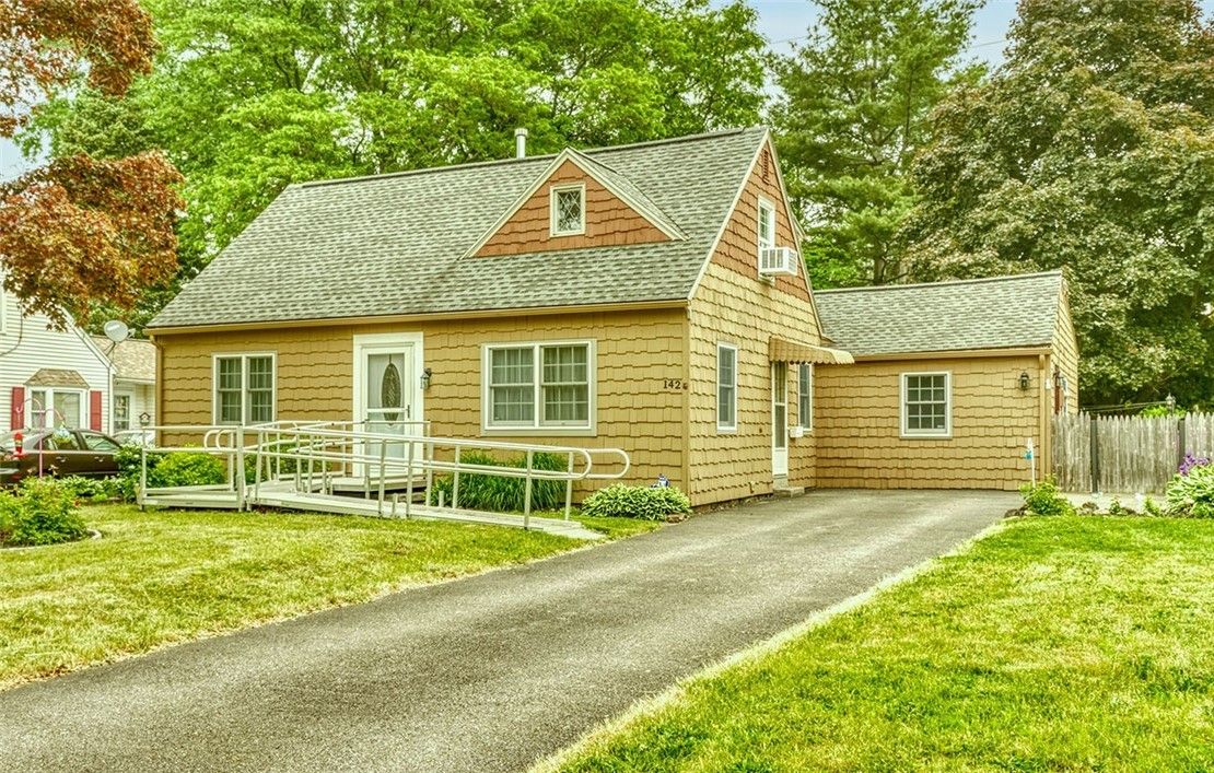 142 Mac Arthur Rd, Rochester, NY 14615 - See Est. Value, Schools & More