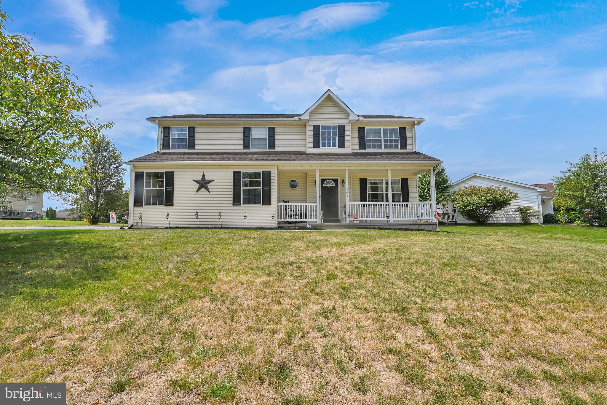 165 Matthew Dr, New Oxford, PA 17350 - See Est. Value, Schools & More