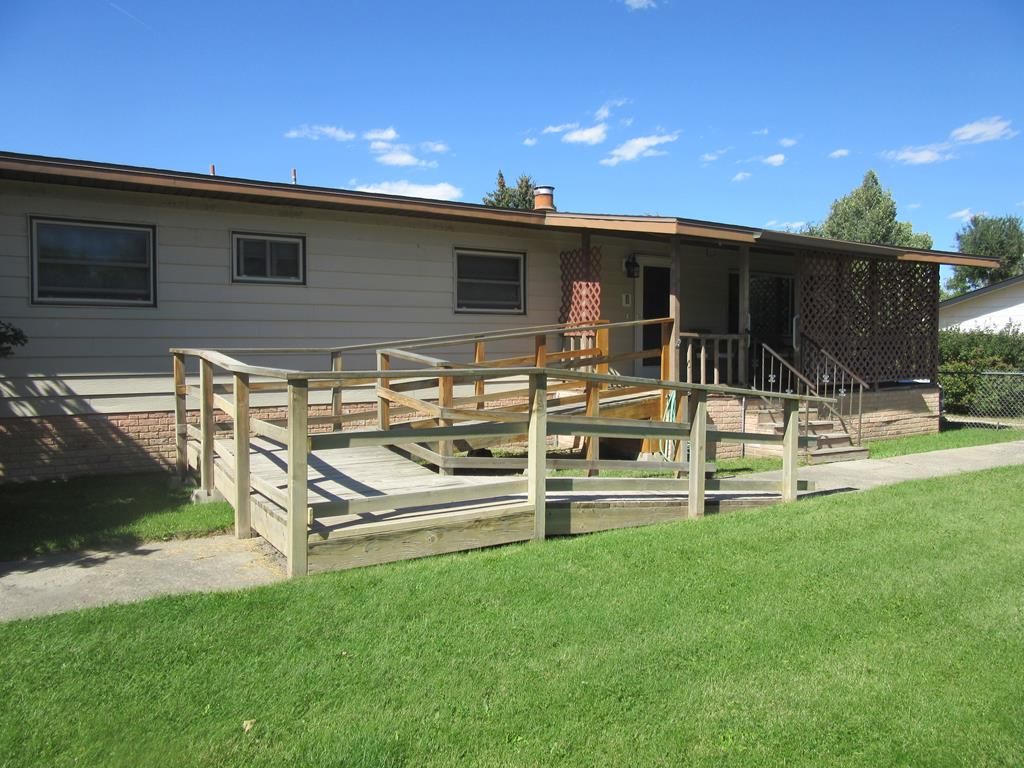 1401 31st St, Cody, WY 82414 - See Est. Value, Schools & More