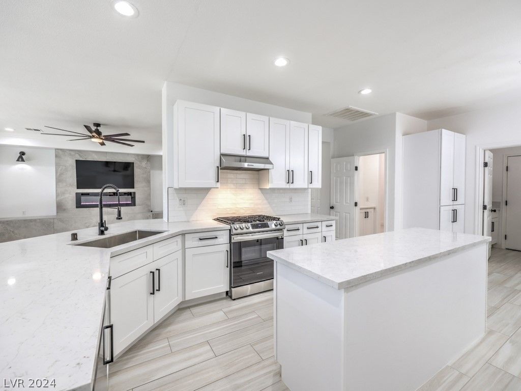 10382 Abisso Dr, Las Vegas, NV 89135 - See Est. Value, Schools & More