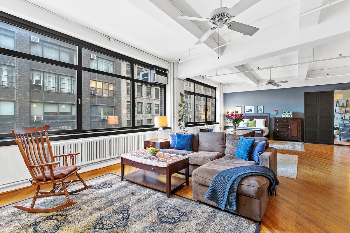 360 W 36th St #4NW, New York, NY 10018 - See Est. Value, Schools & More