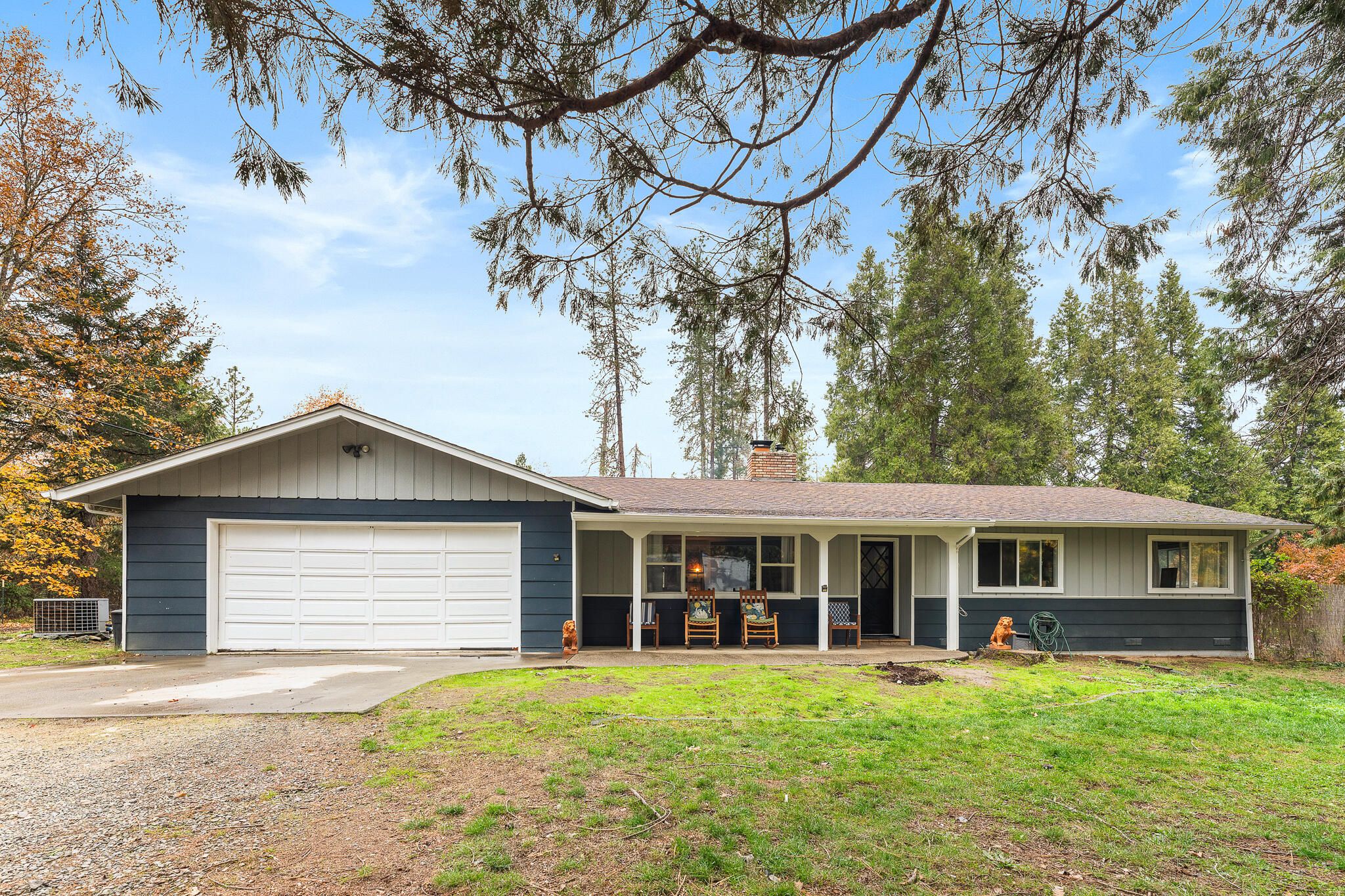 2020 Robertson Bridge Rd, Grants Pass, OR 97526 - See Est. Value ...