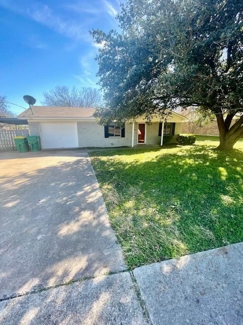 204 W Lyndale Ave, Robinson, TX 76706 | Trulia