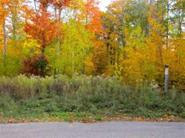 2855 Granite Pointe Dr, Marquette, MI 49855 - See Est. Value, Schools ...