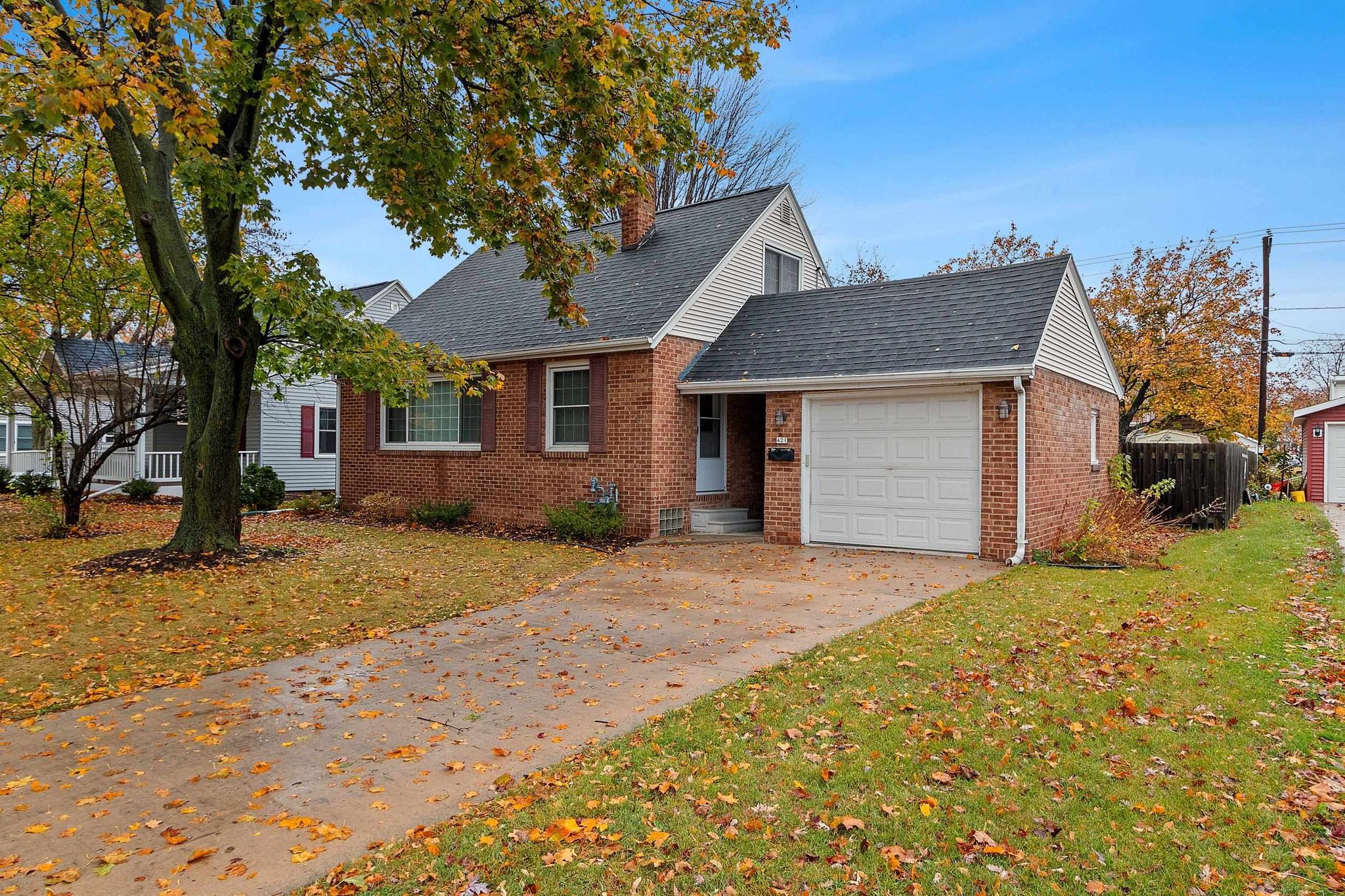 421 S Erie St, De Pere, WI 54115 - See Est. Value, Schools & More