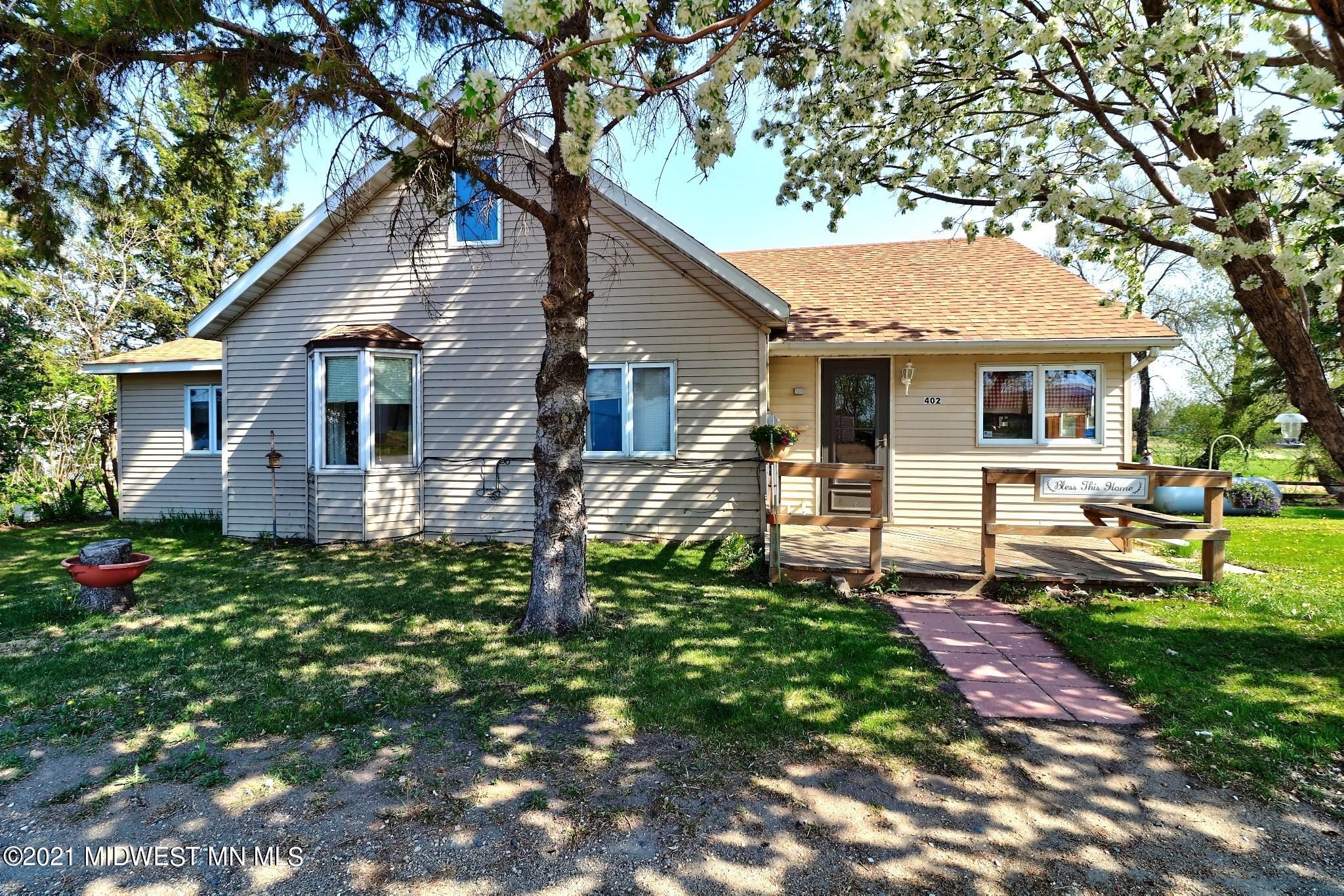 402 2nd St S, Ogema, MN 56569 - See Est. Value, Schools & More