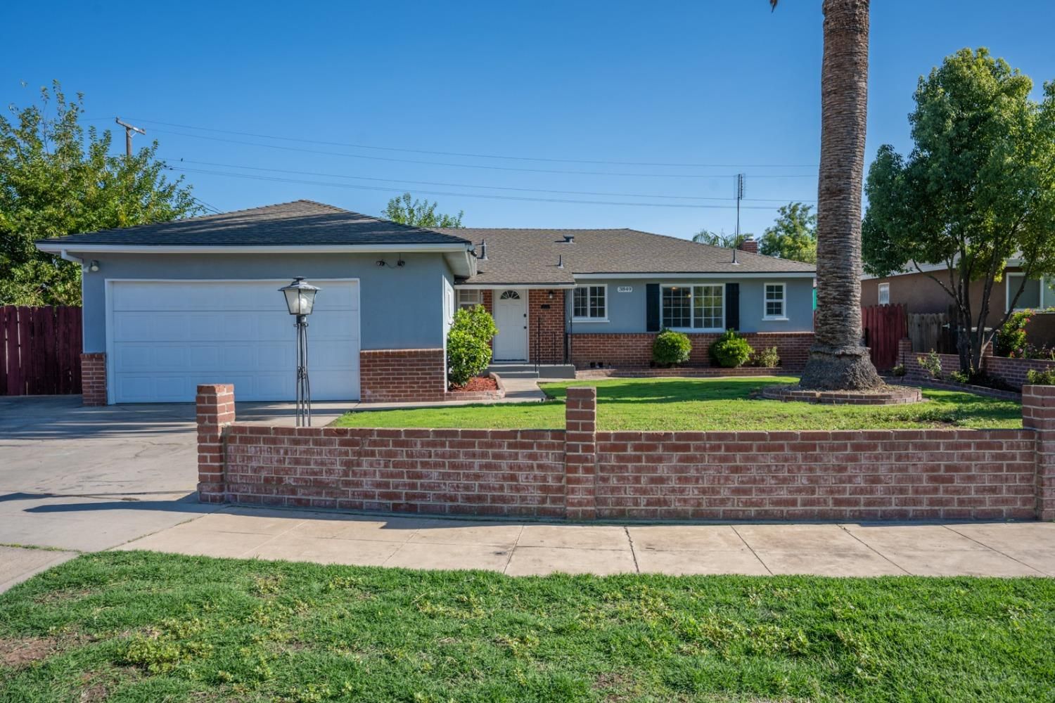 3849 E Dayton Ave, Fresno, CA 93726 - See Est. Value, Schools & More