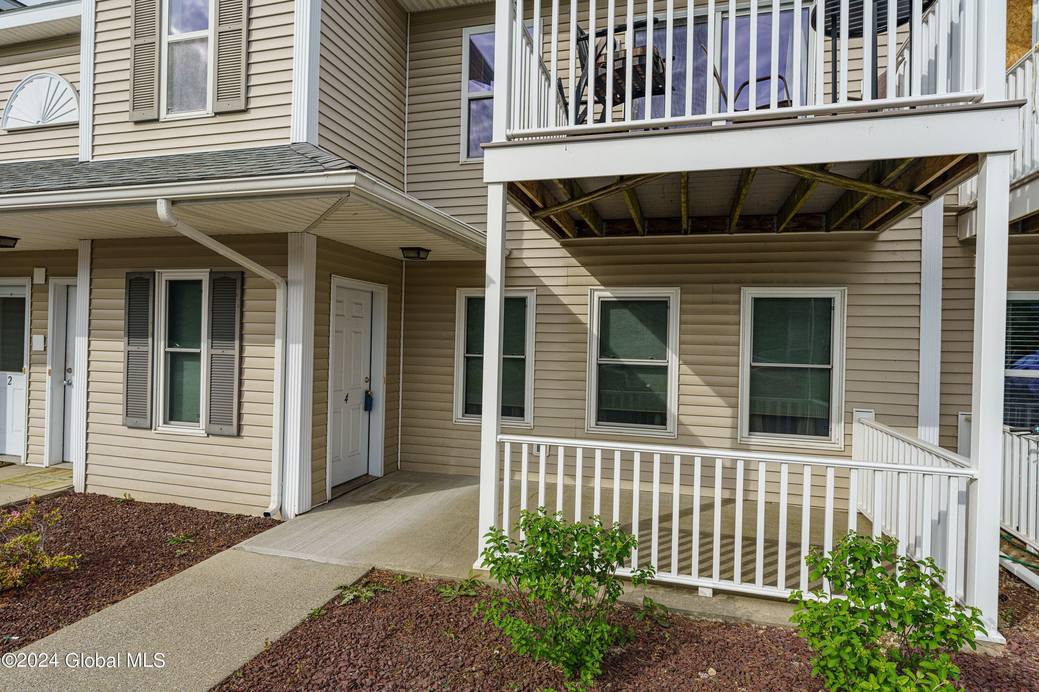 204 Cambridge Manor Drive, Scotia, NY 12302 - See Est. Value, Schools ...