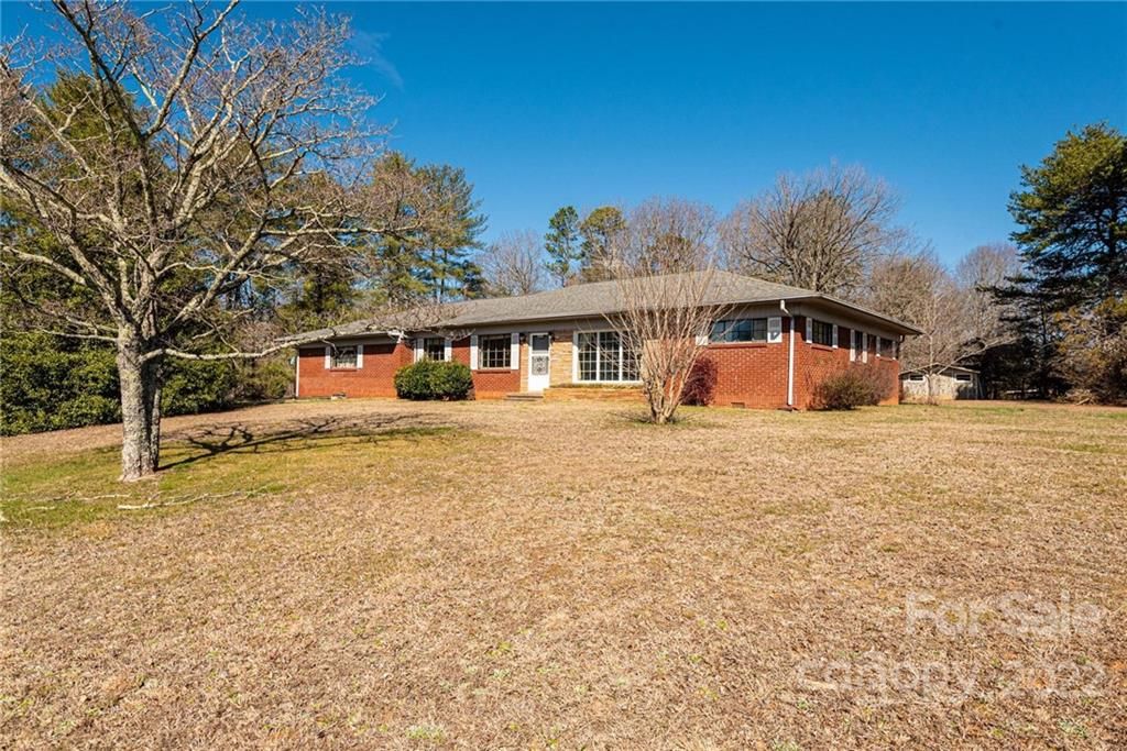 2843 Springs Rd NE, Hickory, NC 28601 | Trulia
