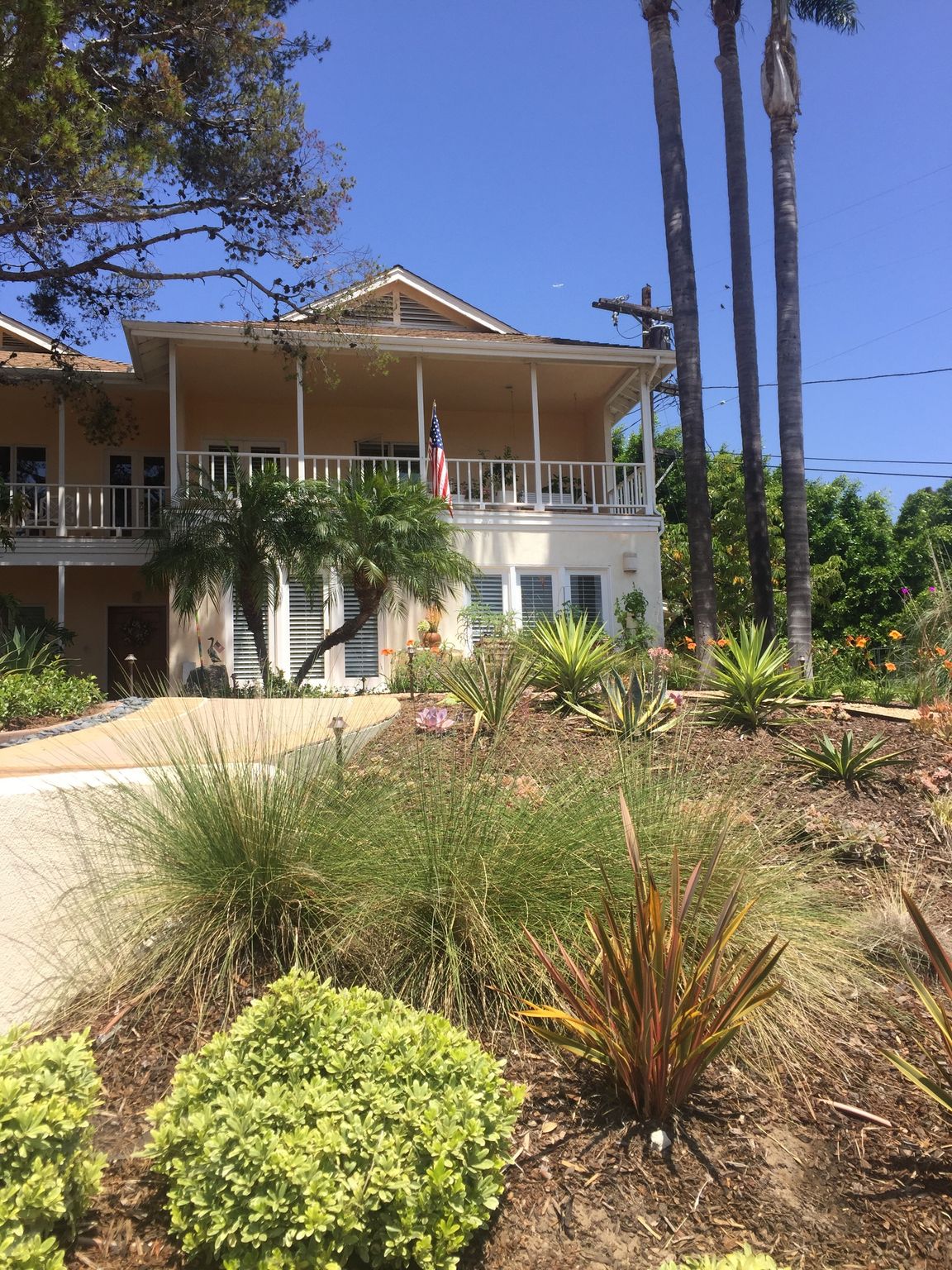 355 Rees St, Playa Del Rey, CA 90293 - See Est. Value, Schools & More