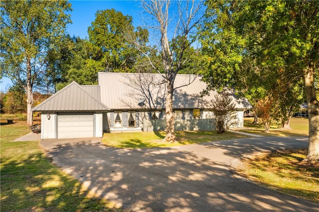 456 Riverview Dr, Natchez, LA 71456 - See Est. Value, Schools & More