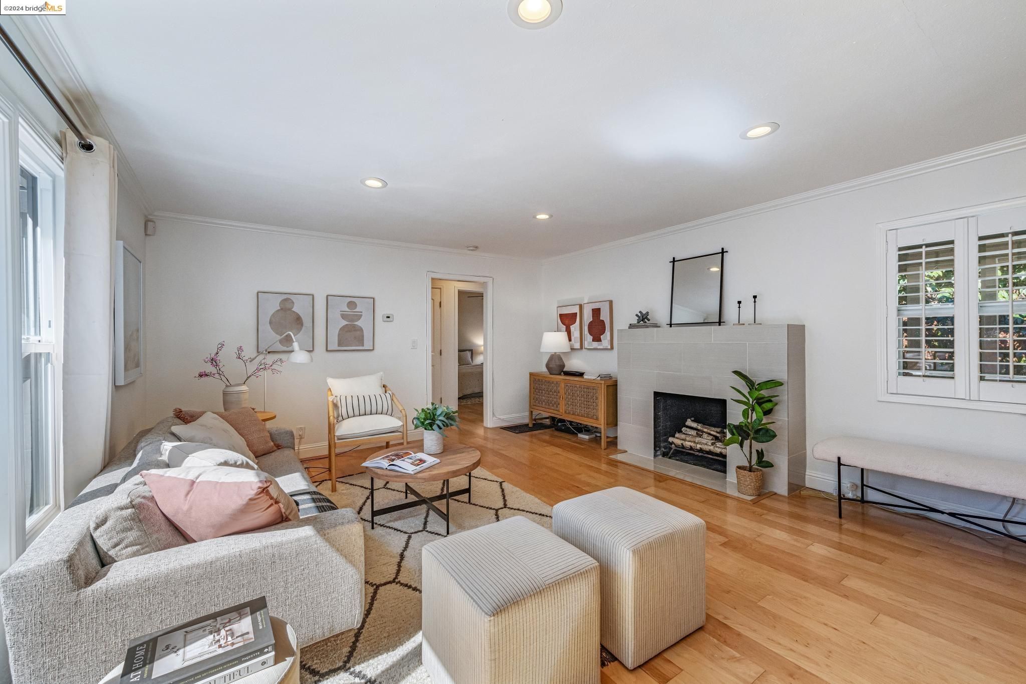 8437 Golf Links Rd, Oakland, CA 94605 | MLS# 41062564 | Trulia