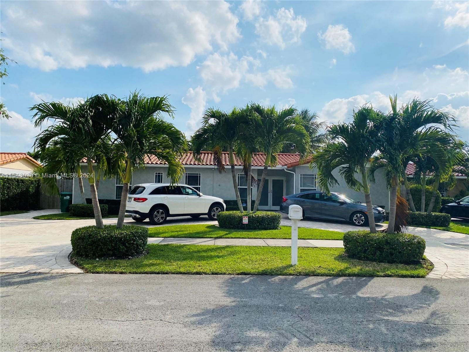 10800 SW 67th Dr, Miami, FL 33173 - See Est. Value, Schools & More
