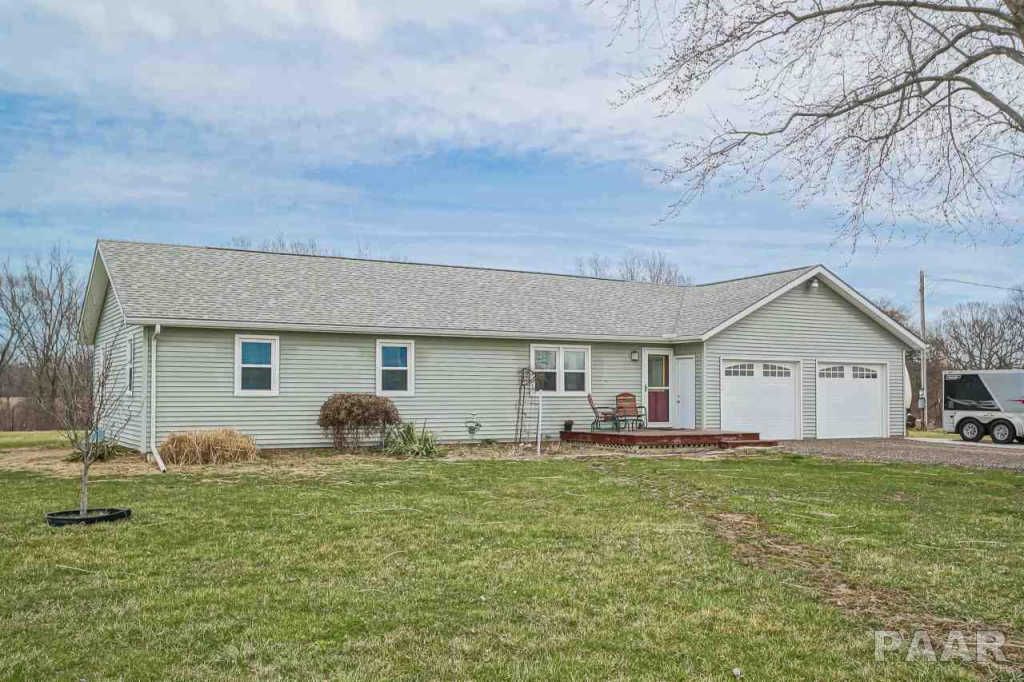16801 W Falk Rd, Glasford, IL 61533 - See Est. Value, Schools & More