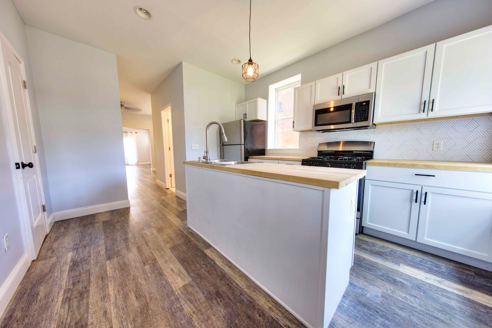 4145-47 Humphrey St #1F, Saint Louis, MO 63116 - Trulia | Trulia
