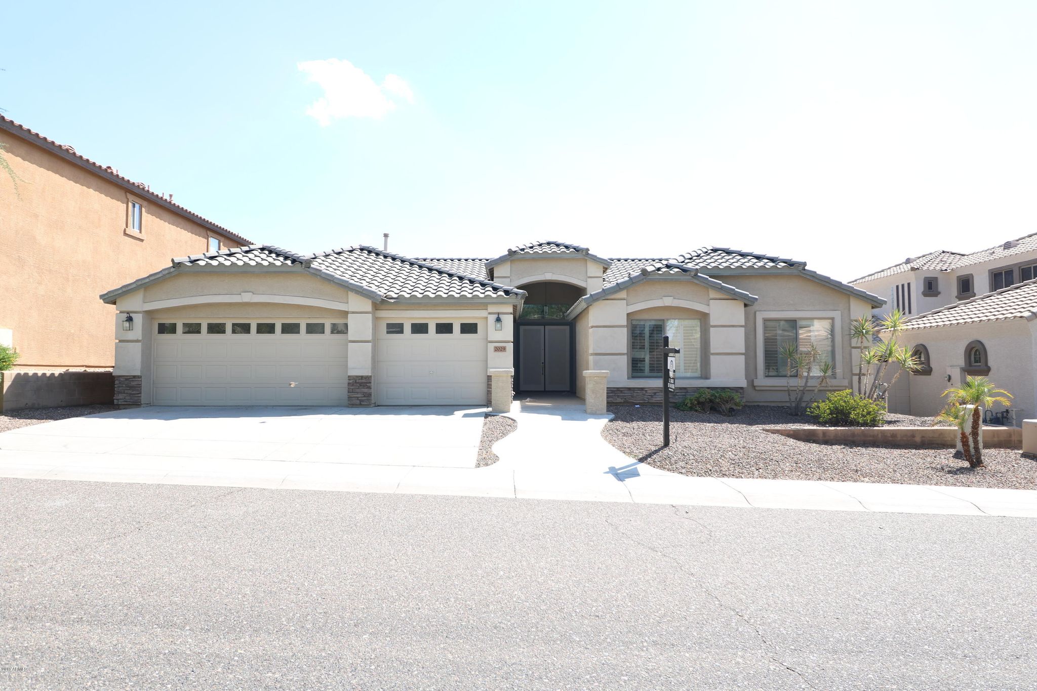 2029 W Caleb Rd, Phoenix, AZ 85085 - See Est. Value, Schools & More