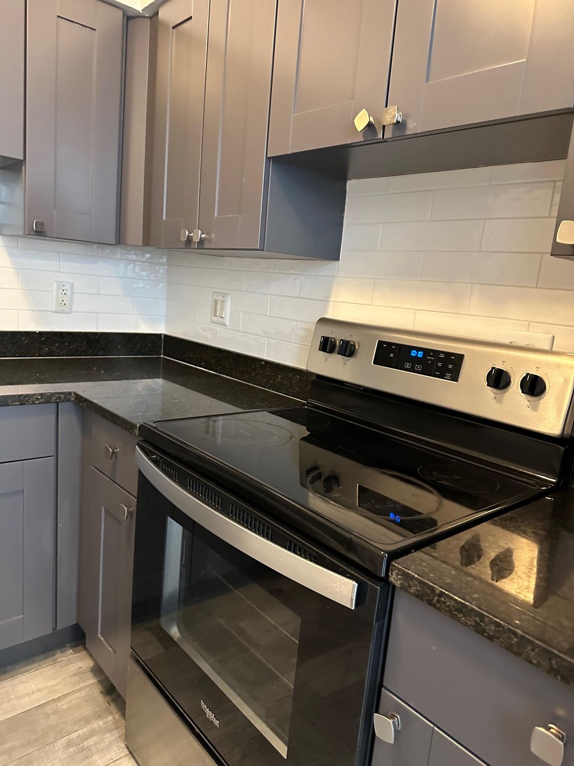 3825-3825 N Pine Grove Ave #3825-302, Chicago, IL 60613 - Trulia | Trulia