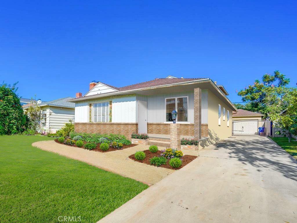7806 Agnew Ave, Los Angeles, CA 90045 - See Est. Value, Schools & More