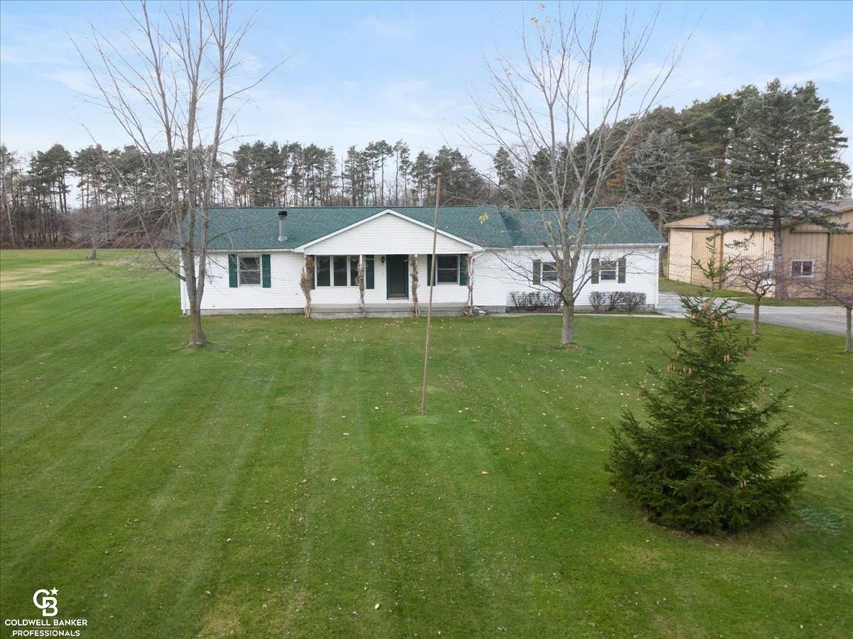 184 Wales Center Rd, Columbus, MI 48063 - See Est. Value, Schools & More