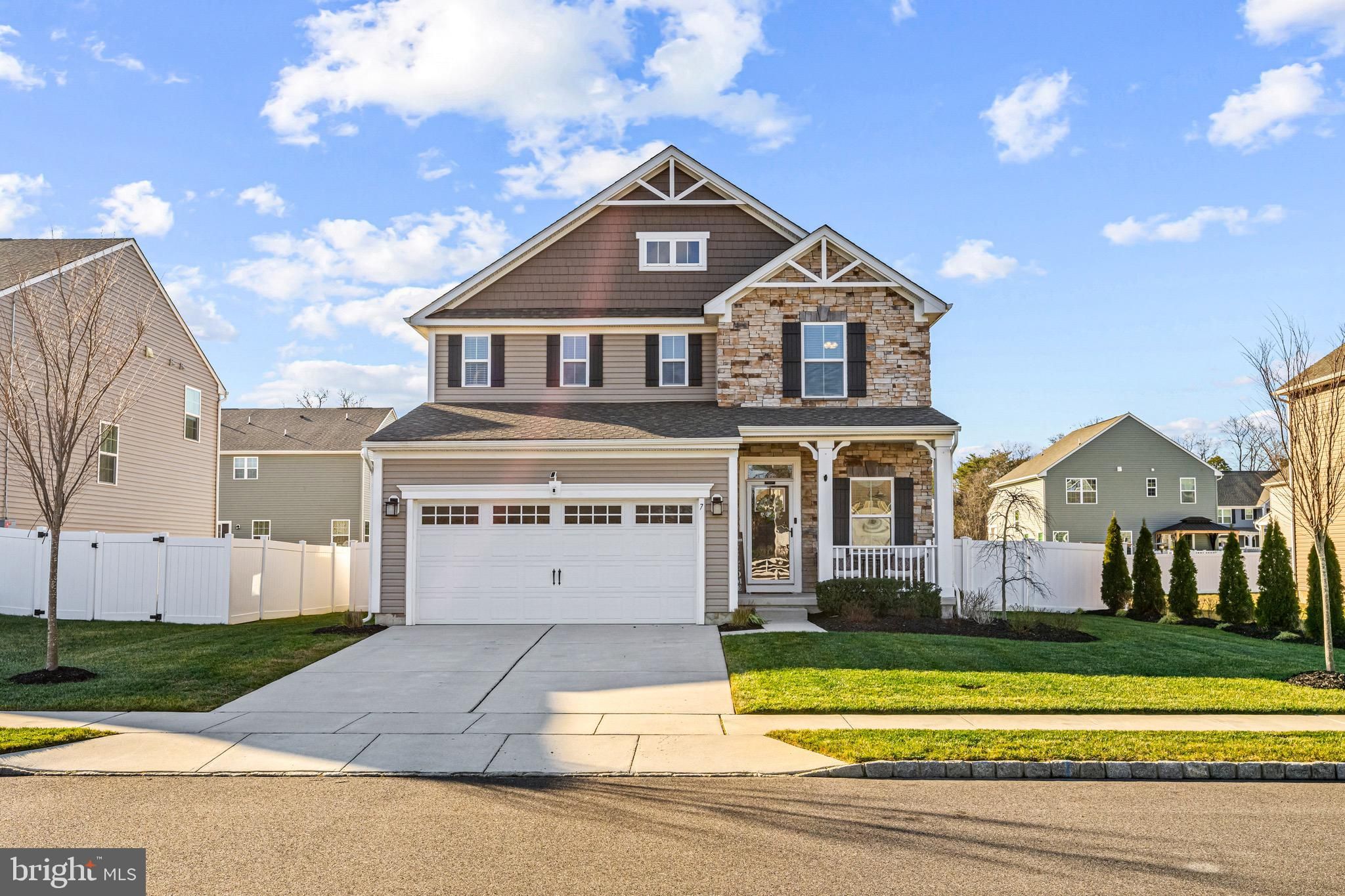 7 Circle Dr, Sicklerville, NJ 08081 - See Est. Value, Schools & More