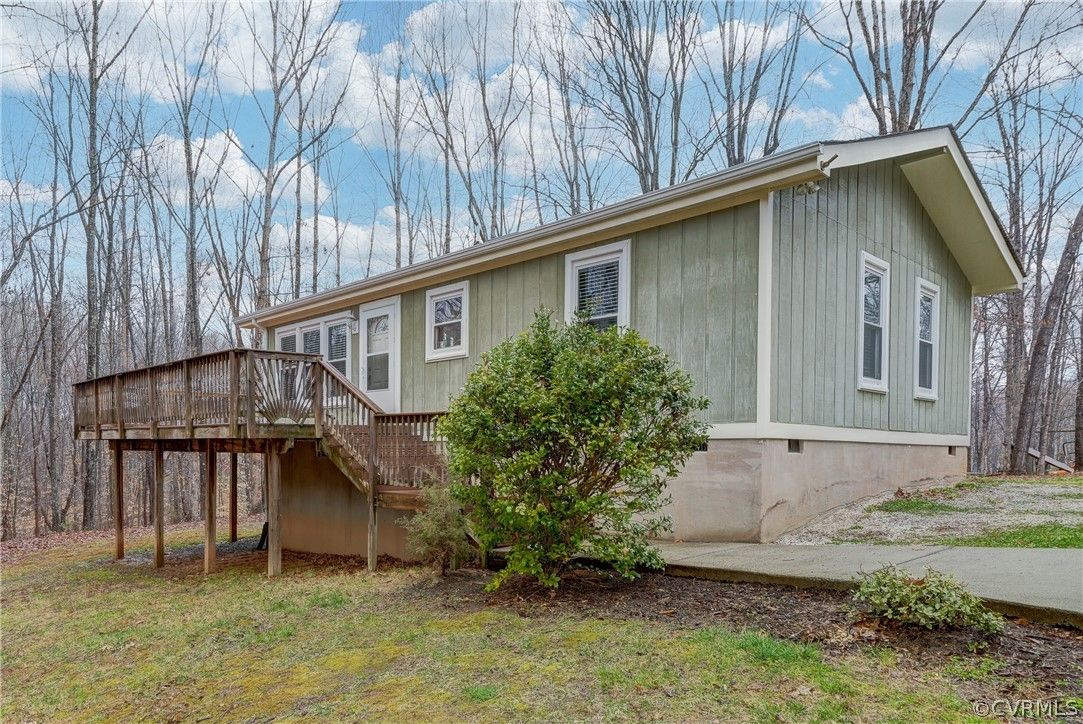 15505 Heth Dr, Mineral, VA 23117 - See Est. Value, Schools & More