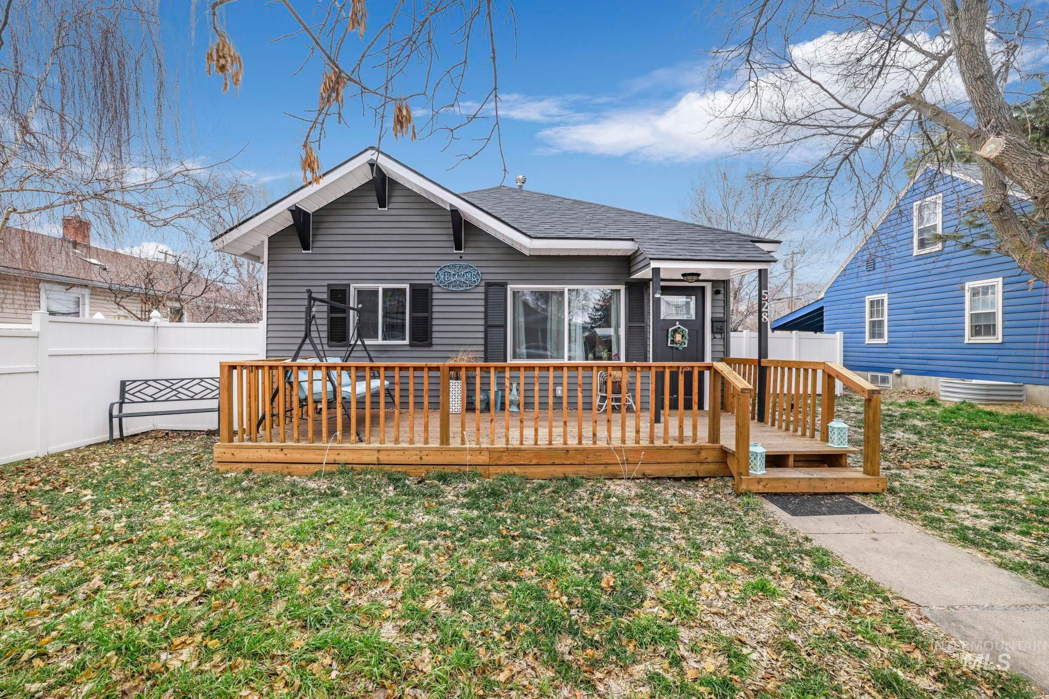 528 3rd Ave N, Twin Falls, ID 83301 - See Est. Value, Schools & More