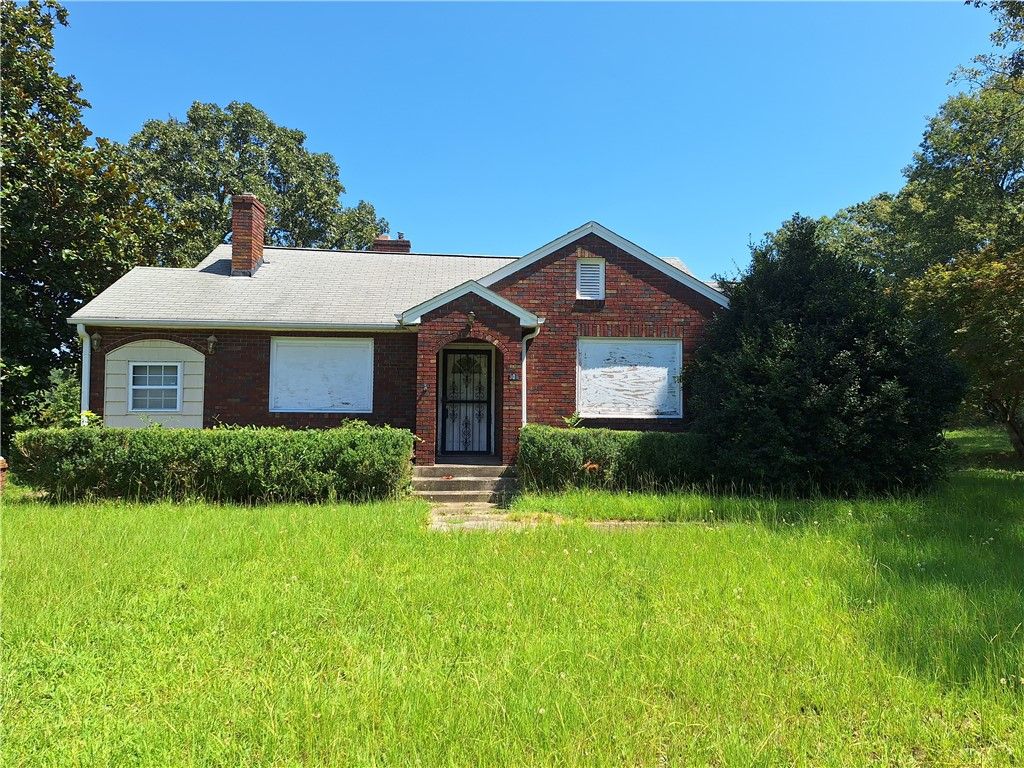 303 Flat Rock Rd, Anderson, SC 29624 - See Est. Value, Schools & More