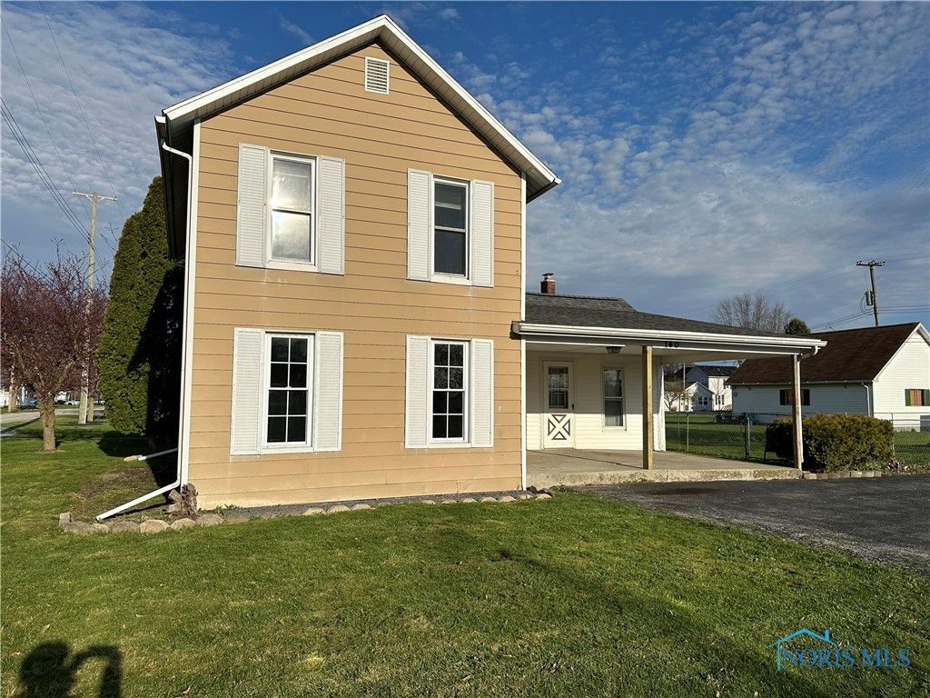 140 Dorr St, Helena, OH 43435 - See Est. Value, Schools & More