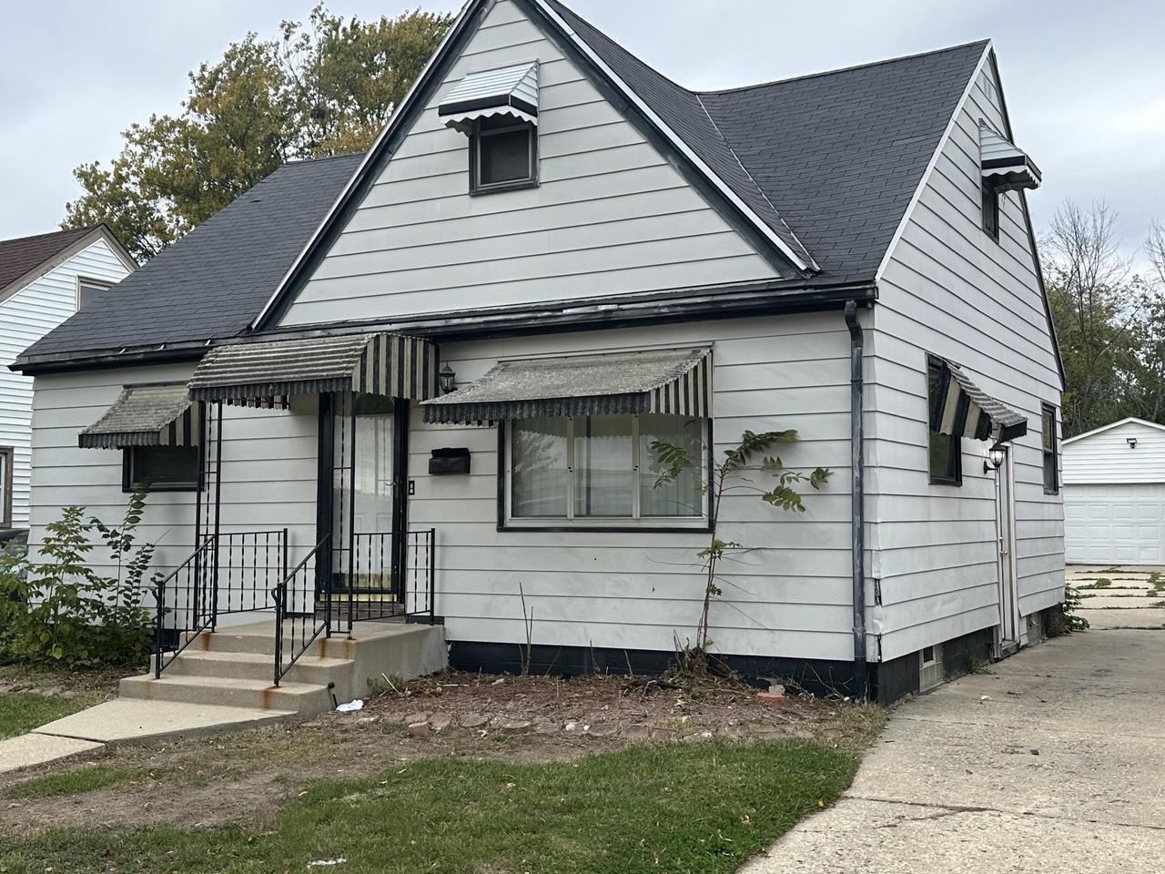 4334 West Eggert PLACE, Milwaukee, WI 53218 - See Est. Value, Schools ...