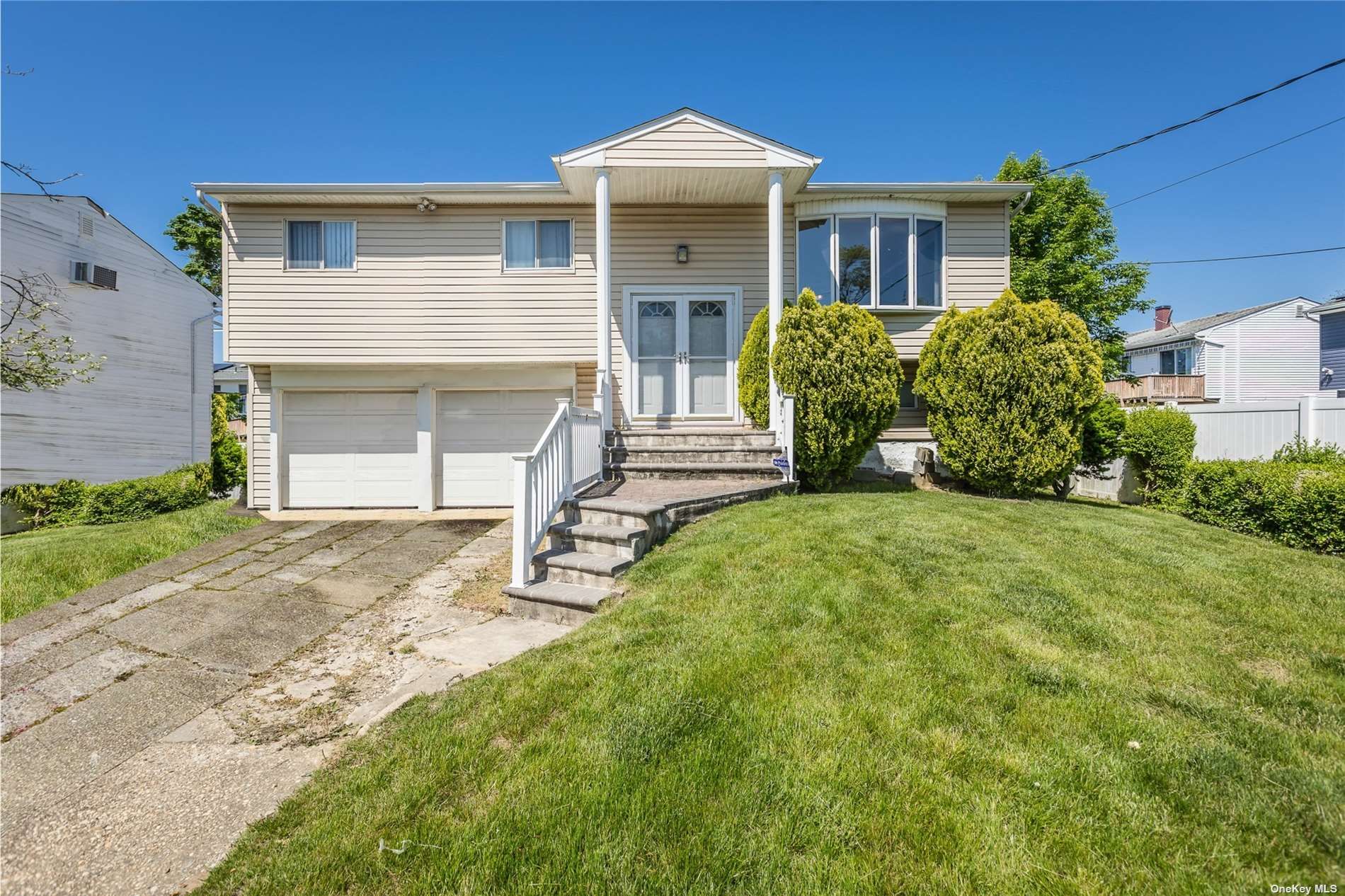 53 Carman Boulevard, Massapequa, NY 11758 | Trulia