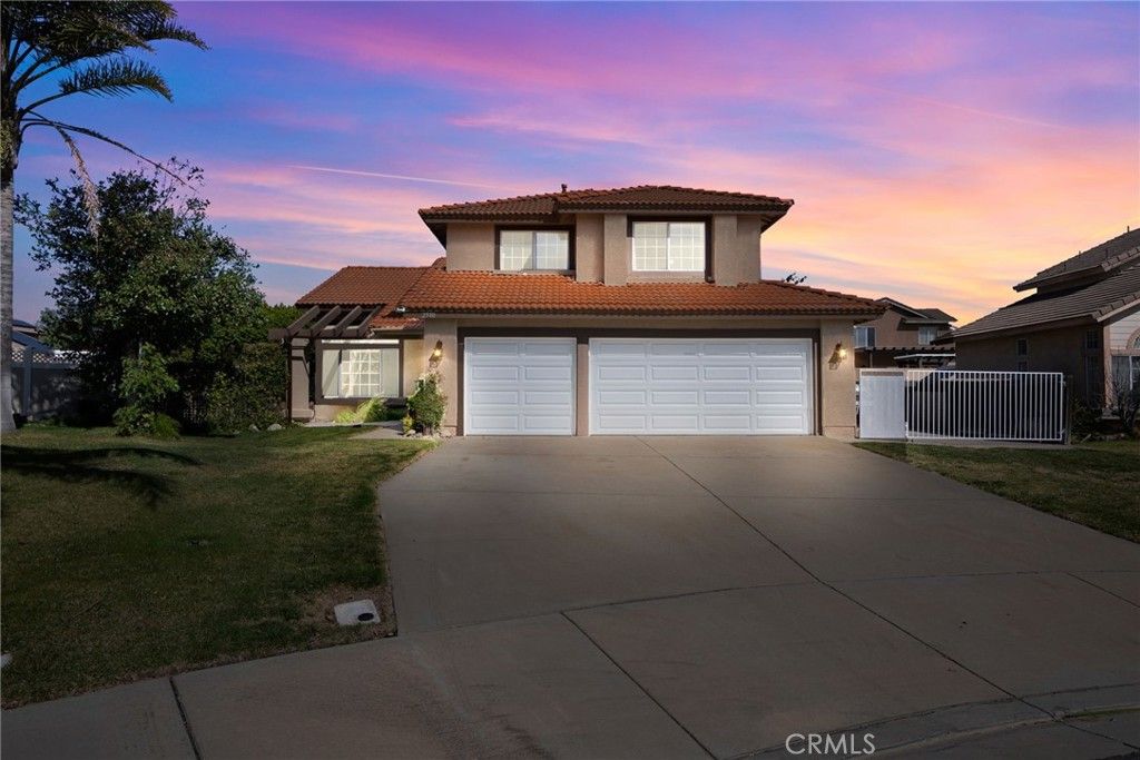 2580 Via Lindo Dr, Rialto, CA 92377 - See Est. Value, Schools & More