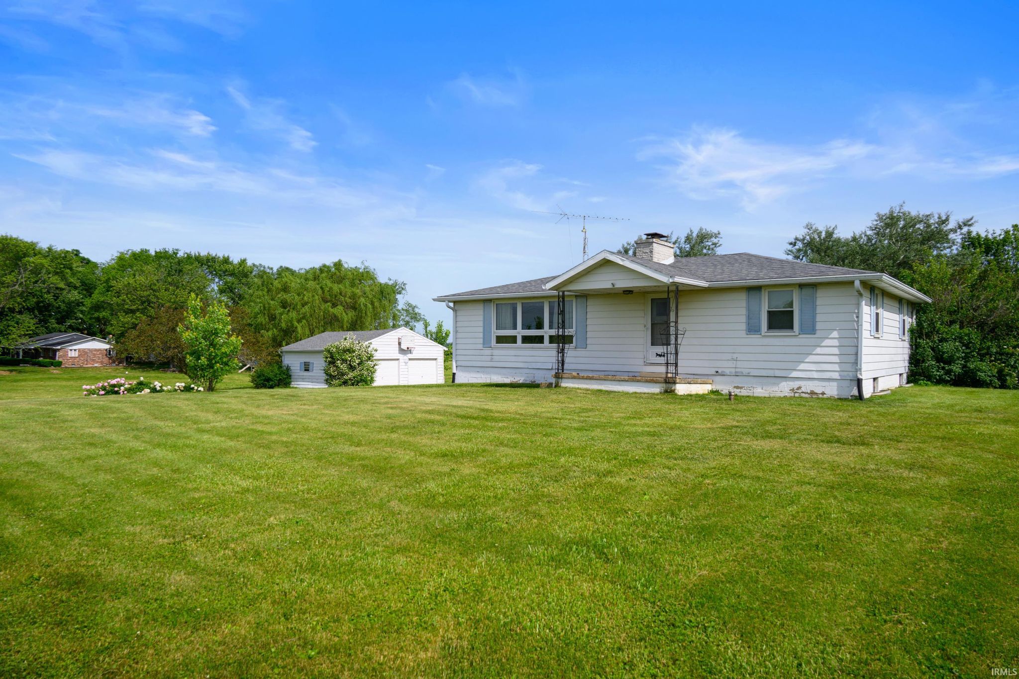 1000 E County Road 700 S, Muncie, IN 47302 - See Est. Value, Schools & More