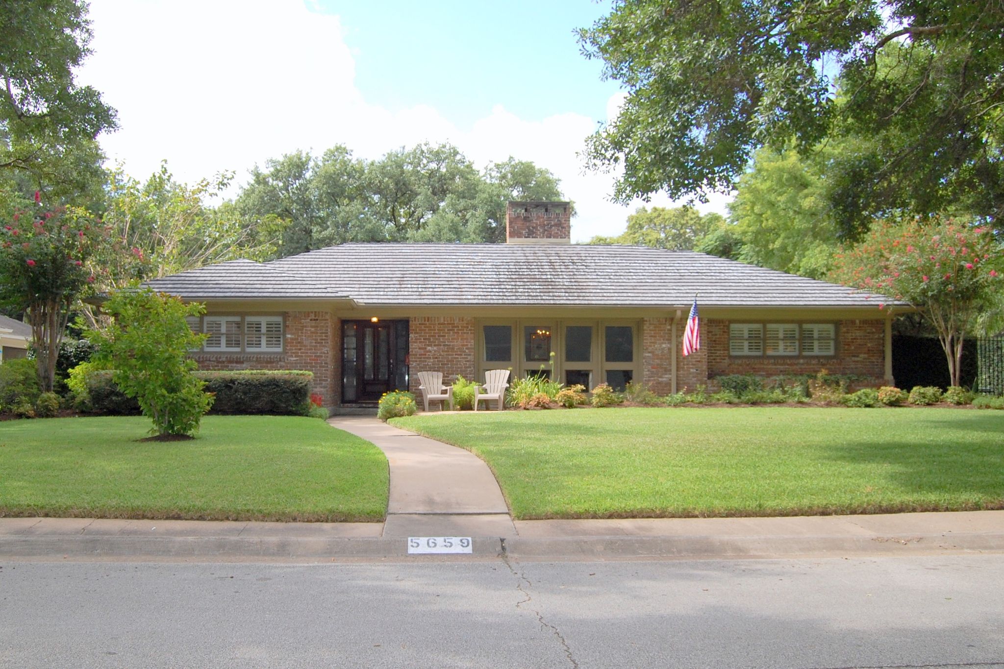 5659 Chevy Chase Dr, Houston, TX 77056 - See Est. Value, Schools & More